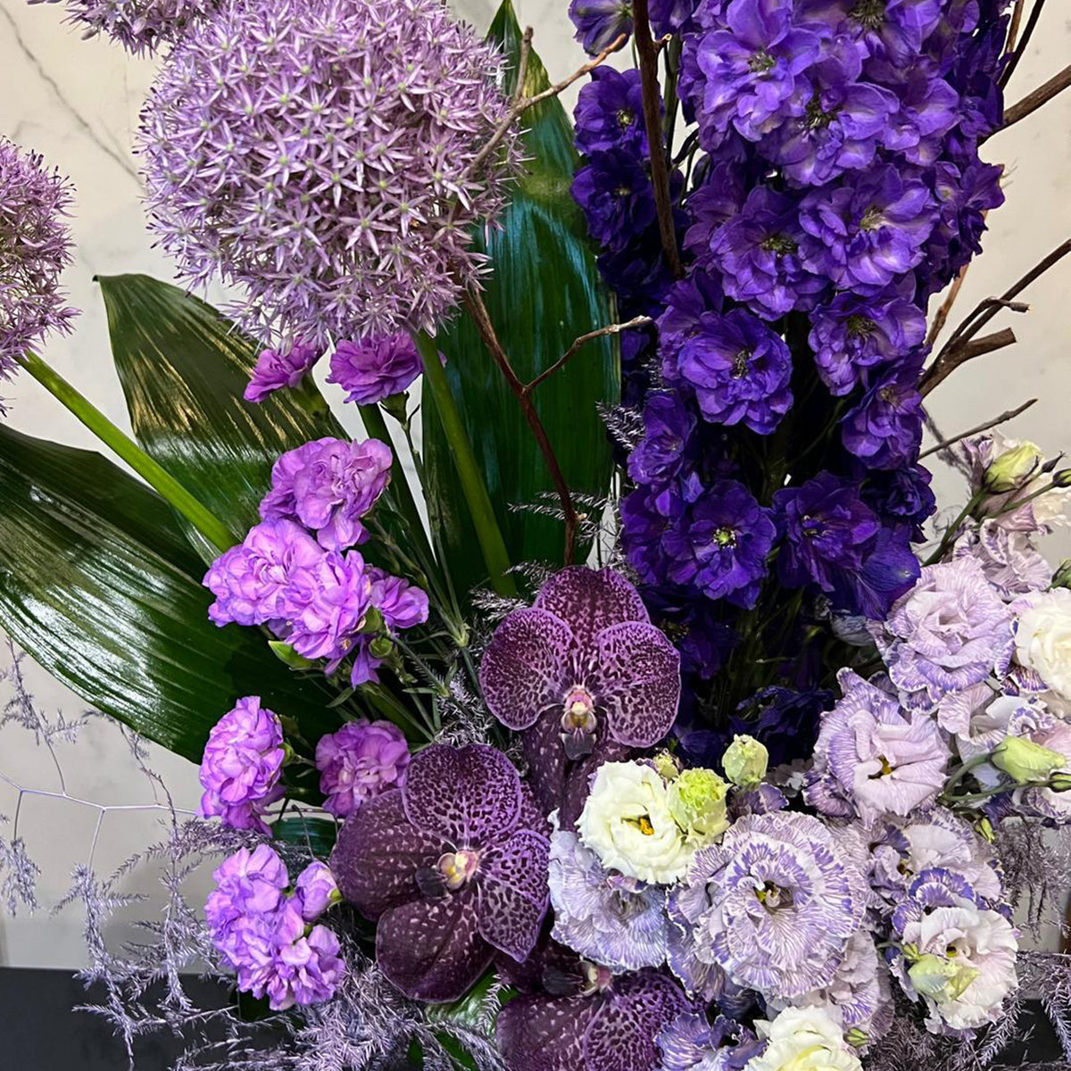 04 Royal Bloom – Kineret Florist